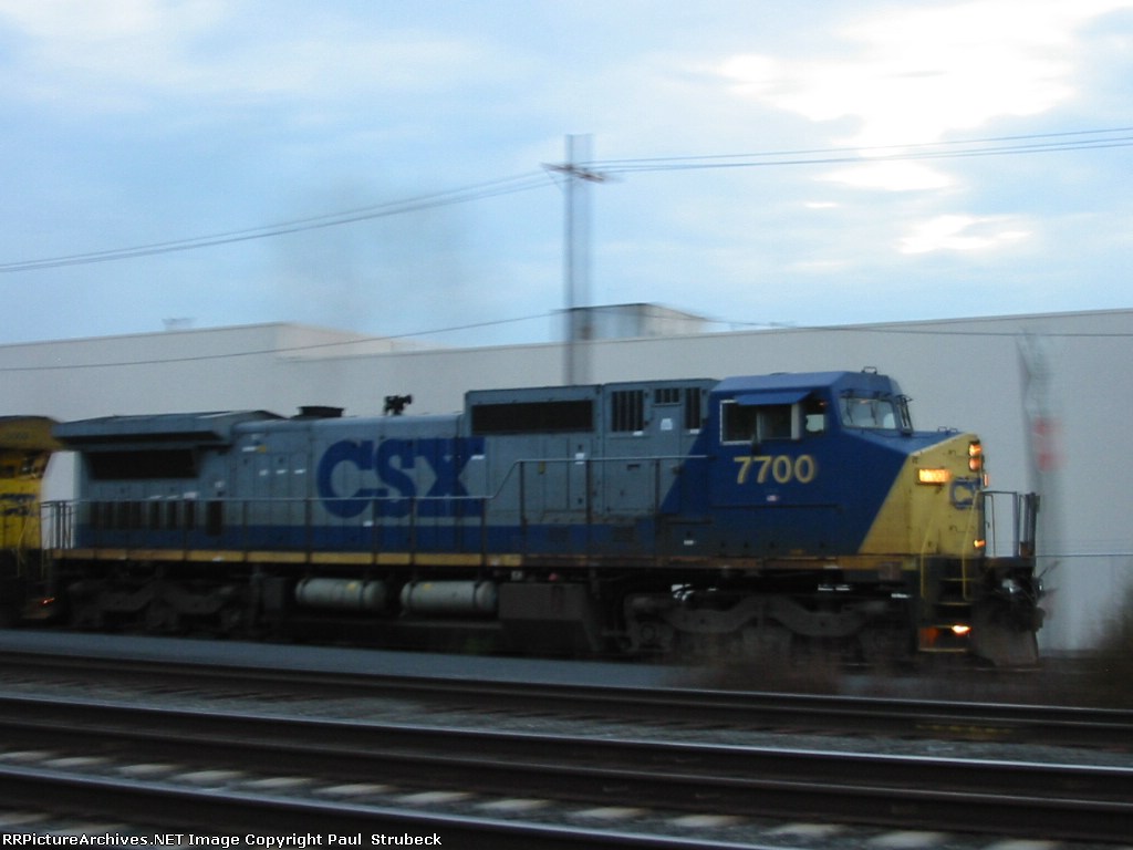 CSX 7700